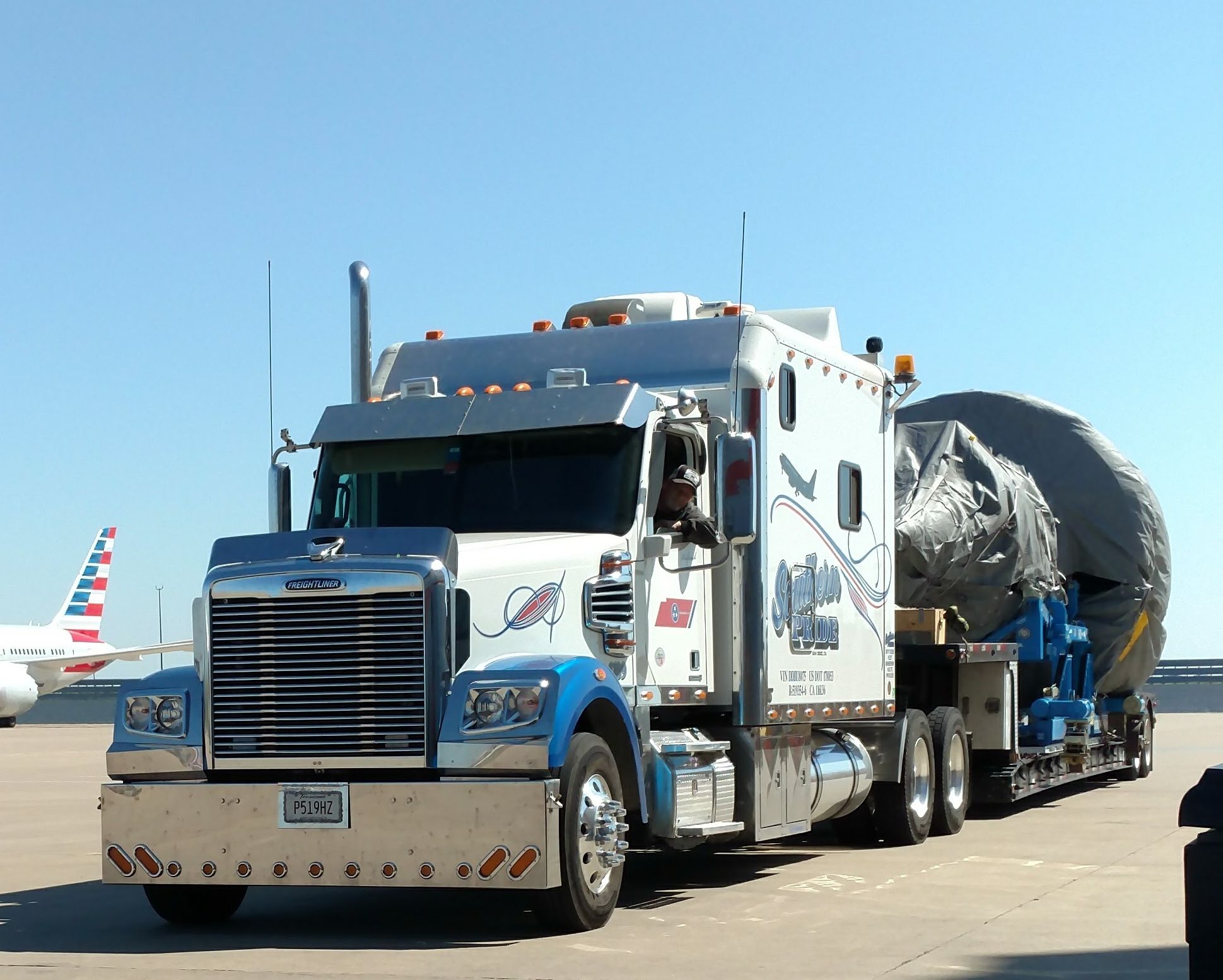 Fleet Gallery – Southern Pride Trucking®